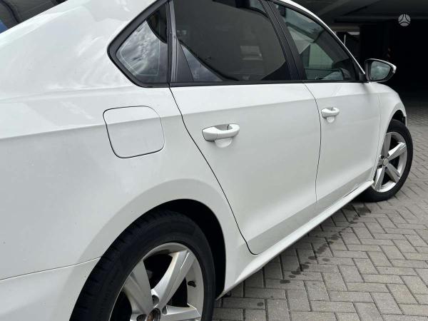Balts Volkswagen Passat 2012 Kauņa, ar dzinēja tilpumu 2.48 L un nobraukumu 290 tūkst. km par 2650 €, foto 11 vietnē AUTOMOTO.COM.LV