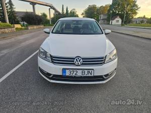 Белый Фольксваген Пассат 2013 в Пайде, объемом двигателя 2.00 л и пробегом 246 тыс. км за 5500 €, фото 3 на AUTOMOTO.COM.LV