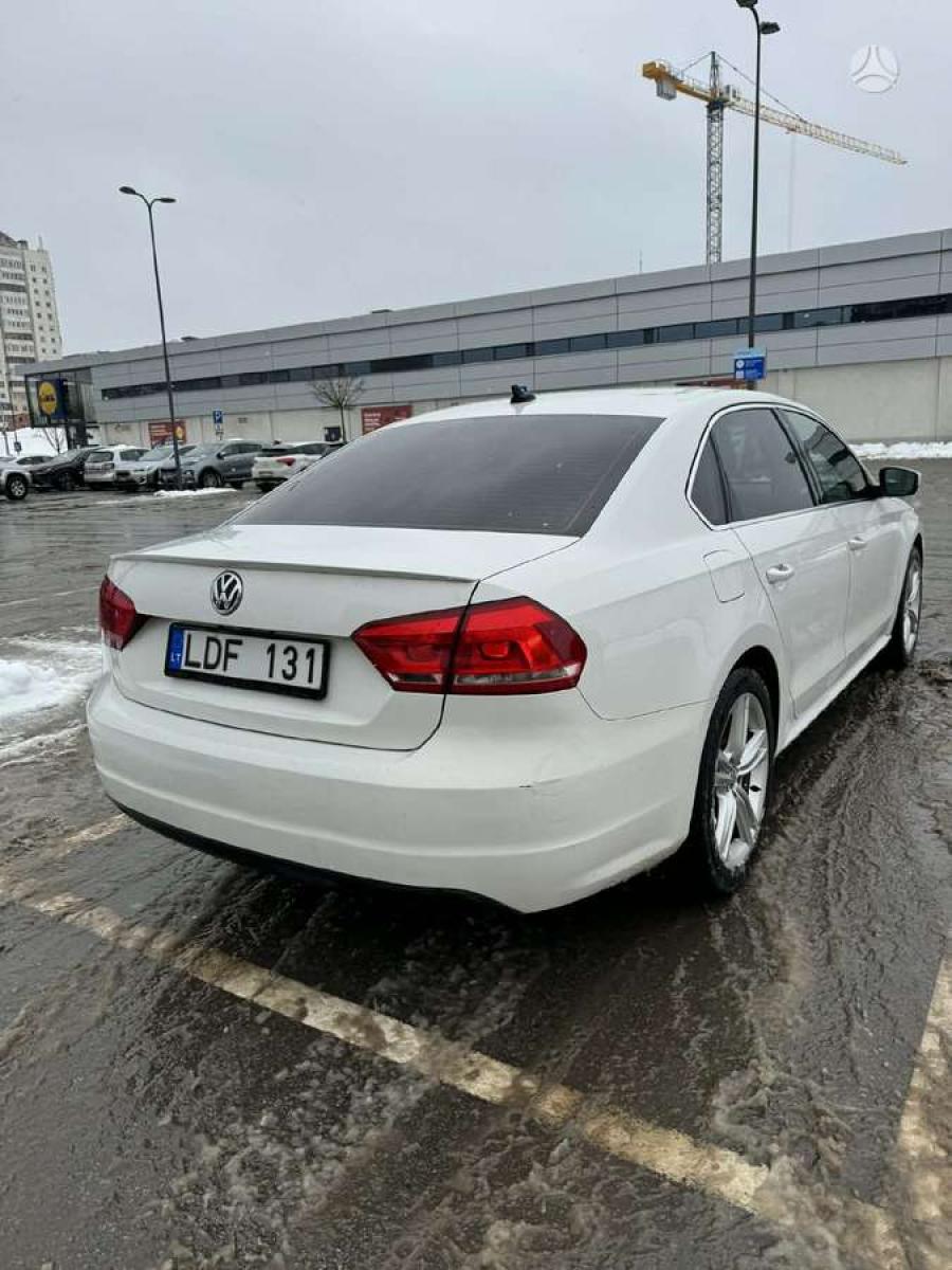 Balts Volkswagen Passat 2014 Viļņa, ar dzinēja tilpumu 1.97 L un nobraukumu 304 tūkst. km par 6900 €, foto 2 vietnē AUTOMOTO.COM.LV