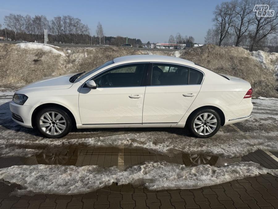 Balts Volkswagen Passat 2014 Avižieniai, ar dzinēja tilpumu 1.60 L un nobraukumu 356 tūkst. km par 4000 €, foto 3 vietnē AUTOMOTO.COM.LV