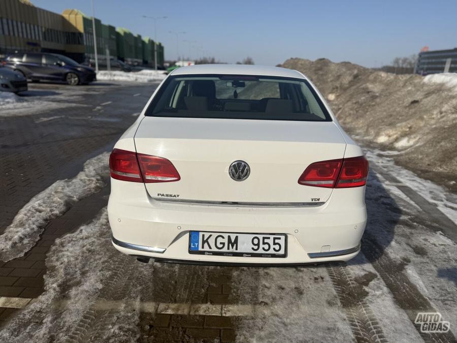 Balts Volkswagen Passat 2014 Avižieniai, ar dzinēja tilpumu 1.60 L un nobraukumu 356 tūkst. km par 4000 €, foto 5 vietnē AUTOMOTO.COM.LV