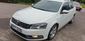 White Volkswagen Passat 2014 in Vilnius, with an engine capacity of 2.00 L and mileage of 296 thousand km for 500 €, photo 3 on AUTOMOTO.COM.LV