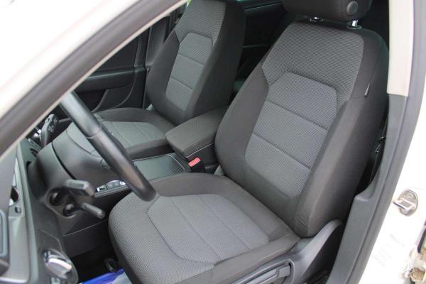 Balts Volkswagen Passat 2014 Viļņa, ar dzinēja tilpumu 1.39 L un nobraukumu 212 tūkst. km par 7290 €, foto 6 vietnē AUTOMOTO.COM.LV