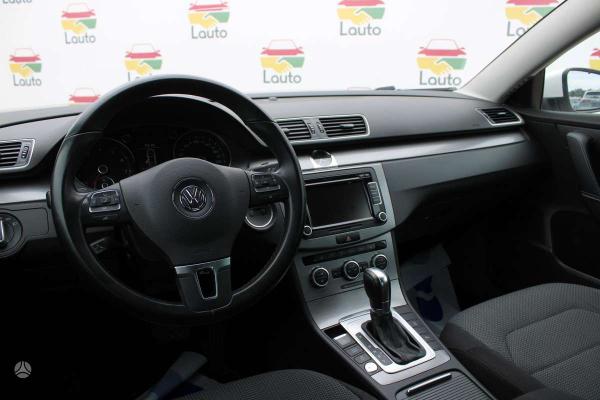 White Volkswagen Passat 2014 in Vilnius, with an engine capacity of 1.39 L and mileage of 212 thousand km for 7290 €, photo 9 on AUTOMOTO.COM.LV