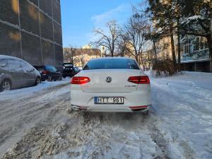 White Volkswagen Passat 2015 in Vilnius, with an engine capacity of 1.98 L and mileage of 347 thousand km for 4980 €, photo 4 on AUTOMOTO.COM.LV