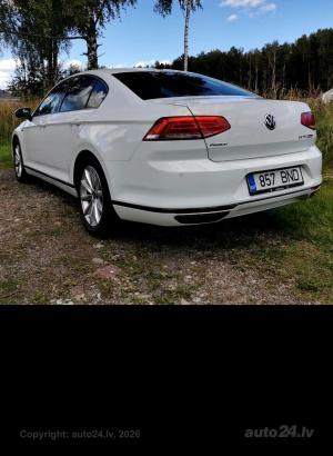 Balts Volkswagen Passat 2015 Rapla, ar dzinēja tilpumu 2.00 L un nobraukumu 180 tūkst. km par 15999 €, foto 4 vietnē AUTOMOTO.COM.LV
