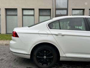 White Volkswagen Passat 2015 in Trakai, with an engine capacity of 1.98 L and mileage of 361 thousand km for 3999 €, photo 10 on AUTOMOTO.COM.LV