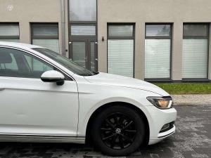 White Volkswagen Passat 2015 in Trakai, with an engine capacity of 1.98 L and mileage of 361 thousand km for 3999 €, photo 11 on AUTOMOTO.COM.LV