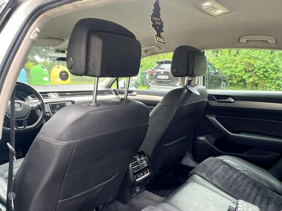 White Volkswagen Passat 2015 in Trakai, with an engine capacity of 1.98 L and mileage of 361 thousand km for 3999 €, photo 19 on AUTOMOTO.COM.LV