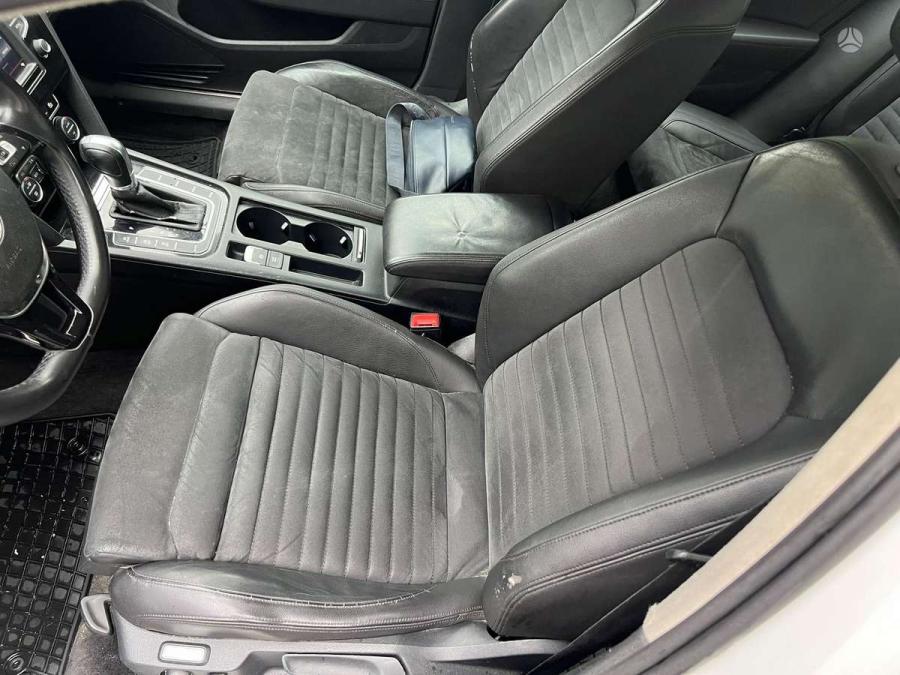 White Volkswagen Passat 2015 in Trakai, with an engine capacity of 1.98 L and mileage of 361 thousand km for 3999 €, photo 22 on AUTOMOTO.COM.LV