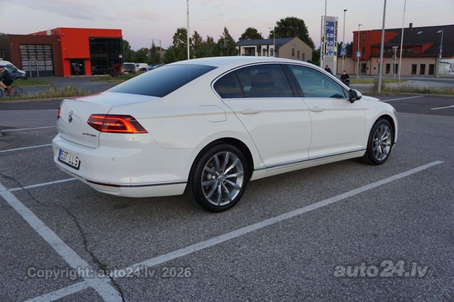Balts Volkswagen Passat 2015 Tallina, ar dzinēja tilpumu 2.00 L un nobraukumu 198 tūkst. km par 11700 €, foto 5 vietnē AUTOMOTO.COM.LV