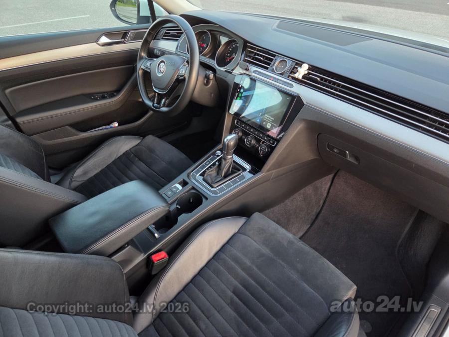 Balts Volkswagen Passat 2015 Tallina, ar dzinēja tilpumu 2.00 L un nobraukumu 198 tūkst. km par 11700 €, foto 13 vietnē AUTOMOTO.COM.LV