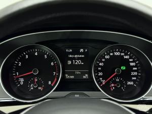 Белый Фольксваген Пассат 2016 в Авиженяй, объемом двигателя 1.40 л и пробегом 125 тыс. км за 10490 €, фото 25 на AUTOMOTO.COM.LV