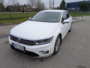 Balts Volkswagen Passat 2016 Kauņa, ar dzinēja tilpumu 1.40 L un nobraukumu 244 tūkst. km par 10450 €, foto 4 vietnē AUTOMOTO.COM.LV