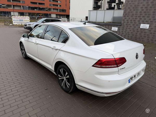Balts Volkswagen Passat 2016 Viļņa, ar dzinēja tilpumu 1.60 L un nobraukumu 311 tūkst. km par 8800 €, foto 3 vietnē AUTOMOTO.COM.LV