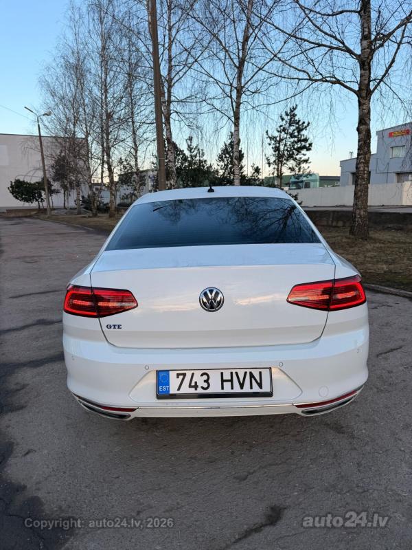 Balts Volkswagen Passat 2016 Tartu, ar dzinēja tilpumu 1.40 L un nobraukumu 248 tūkst. km par 10700 €, foto 5 vietnē AUTOMOTO.COM.LV