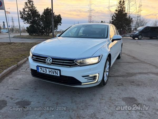 Balts Volkswagen Passat 2016 Tartu, ar dzinēja tilpumu 1.40 L un nobraukumu 248 tūkst. km par 10700 €, foto 7 vietnē AUTOMOTO.COM.LV