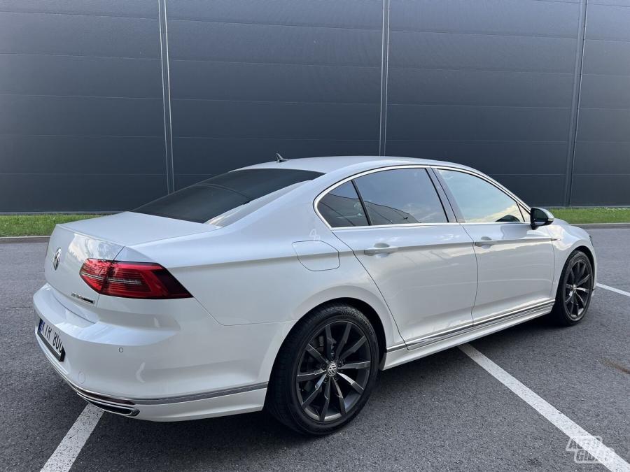 Balts Volkswagen Passat 2016 Kauņa, ar dzinēja tilpumu 1.90 L un nobraukumu 226 tūkst. km par 13400 €, foto 4 vietnē AUTOMOTO.COM.LV