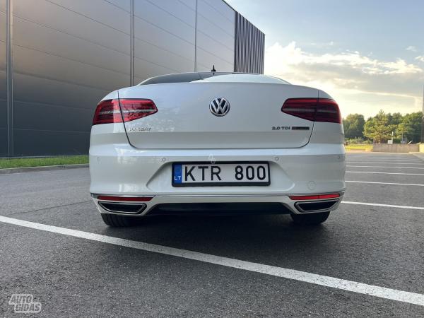 White Volkswagen Passat 2016 in Kaunas, with an engine capacity of 1.90 L and mileage of 226 thousand km for 13400 €, photo 6 on AUTOMOTO.COM.LV
