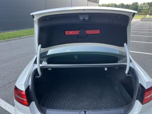 Balts Volkswagen Passat 2016 Kauņa, ar dzinēja tilpumu 1.90 L un nobraukumu 226 tūkst. km par 13400 €, foto 10 vietnē AUTOMOTO.COM.LV