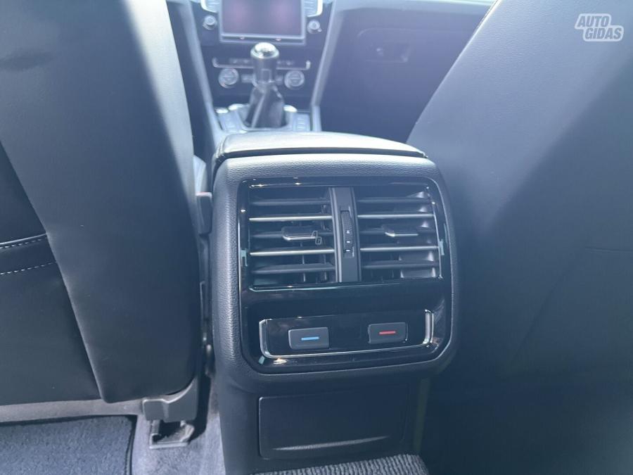 Balts Volkswagen Passat 2016 Kauņa, ar dzinēja tilpumu 1.90 L un nobraukumu 226 tūkst. km par 13400 €, foto 11 vietnē AUTOMOTO.COM.LV