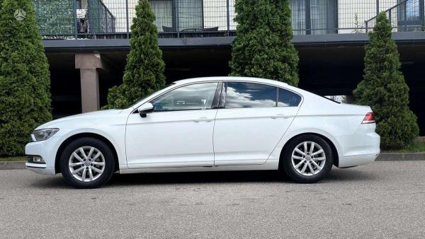 White Volkswagen Passat 2016 in Vilnius, with an engine capacity of 1.40 L and mileage of 209 thousand km for 6900 €, photo 2 on AUTOMOTO.COM.LV