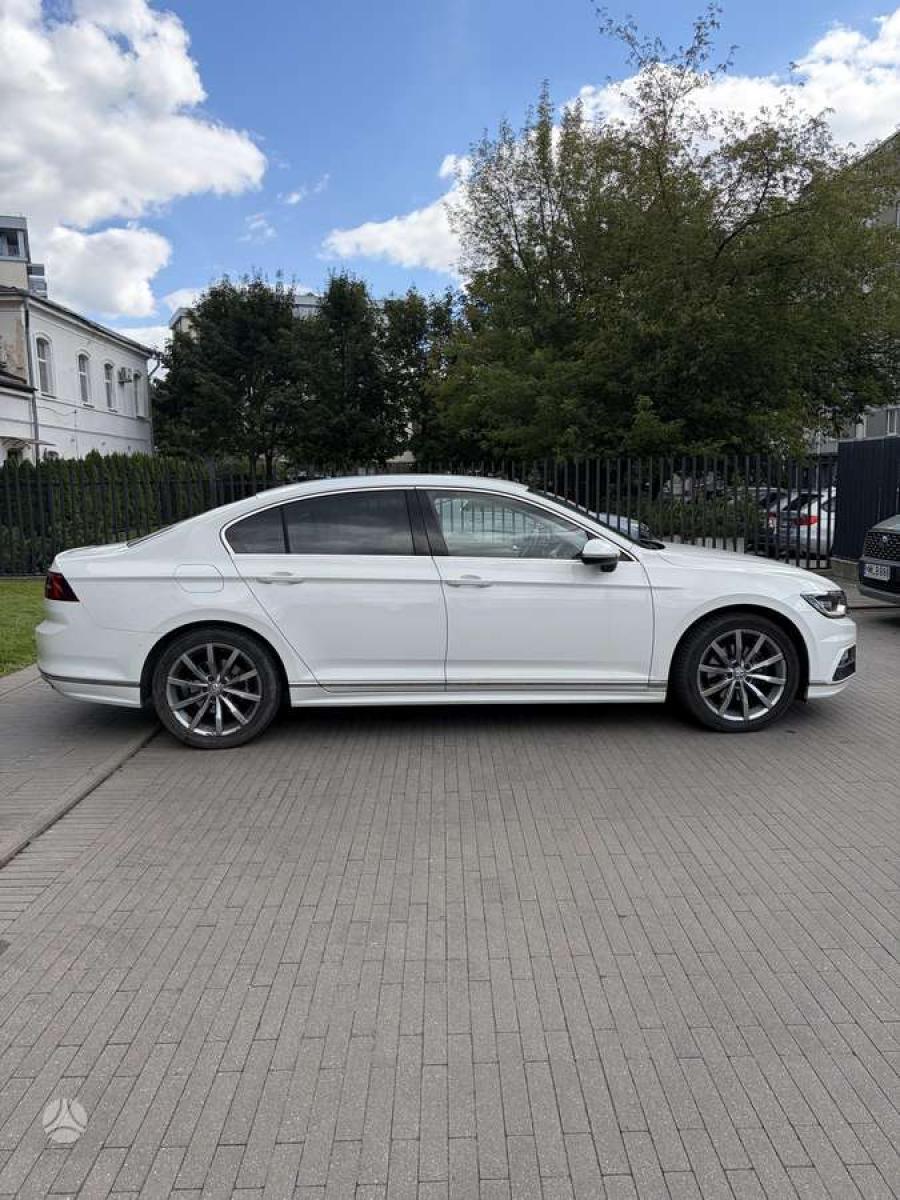 Balts Volkswagen Passat 2016 Viļņa, ar dzinēja tilpumu 1.80 L un nobraukumu 300 tūkst. km par 9900 €, foto 6 vietnē AUTOMOTO.COM.LV