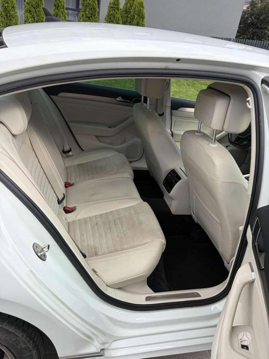 Balts Volkswagen Passat 2016 Viļņa, ar dzinēja tilpumu 1.80 L un nobraukumu 300 tūkst. km par 9900 €, foto 12 vietnē AUTOMOTO.COM.LV