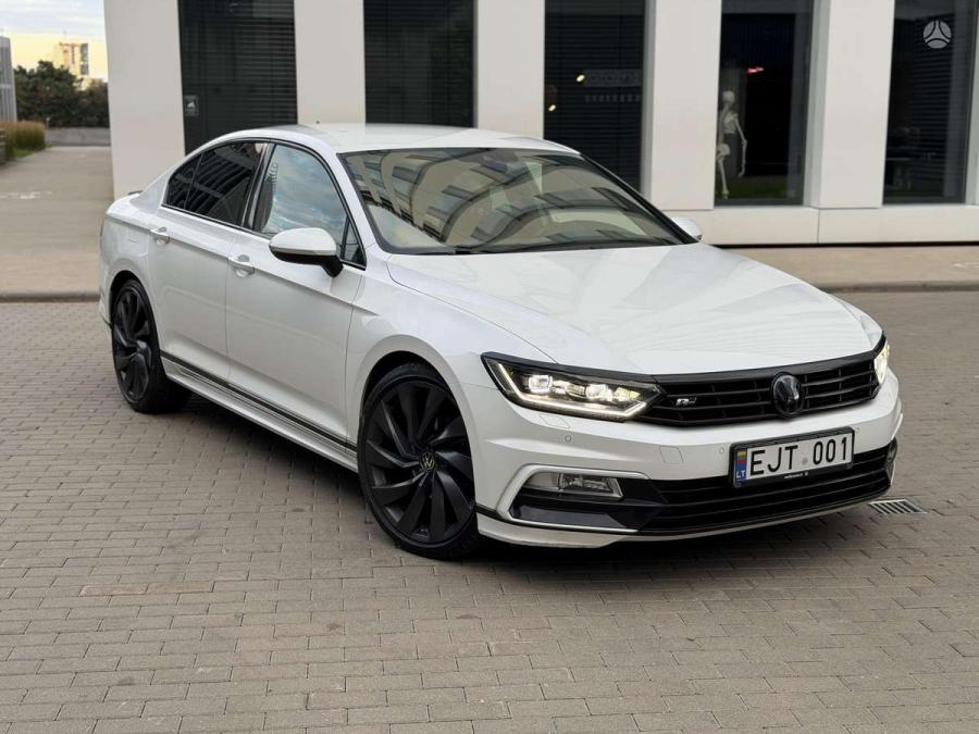 White Volkswagen Passat 2016 in Vilnius, with an engine capacity of 1.97 L and mileage of 183 thousand km for 15400 €, photo 1 on AUTOMOTO.COM.LV