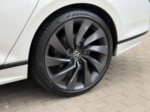 White Volkswagen Passat 2016 in Vilnius, with an engine capacity of 1.97 L and mileage of 183 thousand km for 15400 €, photo 20 on AUTOMOTO.COM.LV
