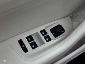 Balts Volkswagen Passat 2016 Viļņa, ar dzinēja tilpumu 1.40 L un nobraukumu 125 tūkst. km par 9950 €, foto 16 vietnē AUTOMOTO.COM.LV