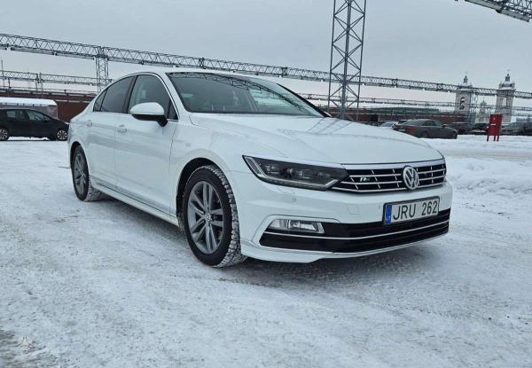 Balts Volkswagen Passat 2017 Kauņa, ar dzinēja tilpumu 1.80 L un nobraukumu 160 tūkst. km par 15000 €, foto 3 vietnē AUTOMOTO.COM.LV