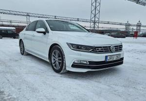 White Volkswagen Passat 2017 in Kaunas, with an engine capacity of 1.80 L and mileage of 160 thousand km for 15000 €, photo 3 on AUTOMOTO.COM.LV