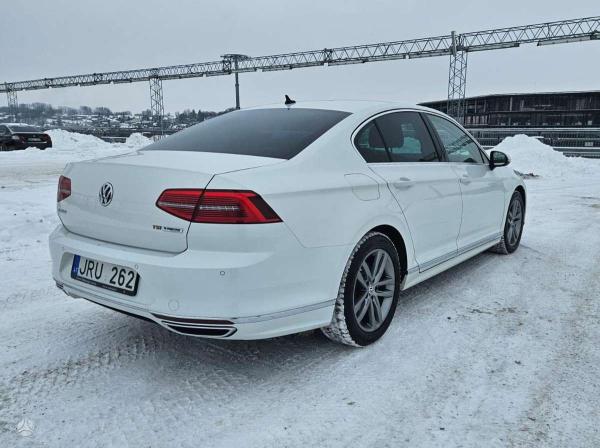 Balts Volkswagen Passat 2017 Kauņa, ar dzinēja tilpumu 1.80 L un nobraukumu 160 tūkst. km par 15000 €, foto 4 vietnē AUTOMOTO.COM.LV
