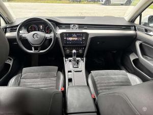 White Volkswagen Passat 2017 in Klaipeda, with an engine capacity of 1.40 L and mileage of 210 thousand km for 11800 €, photo 14 on AUTOMOTO.COM.LV
