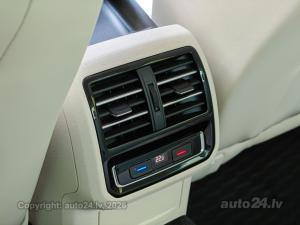 White Volkswagen Passat 2018 in Tallinn, with an engine capacity of 1.50 L and mileage of 75 thousand km for 18500 €, photo 7 on AUTOMOTO.COM.LV