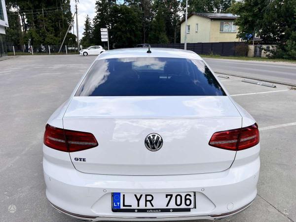 Balts Volkswagen Passat 2018 Viļņa, ar dzinēja tilpumu 1.40 L un nobraukumu 311 tūkst. km par 10400 €, foto 5 vietnē AUTOMOTO.COM.LV