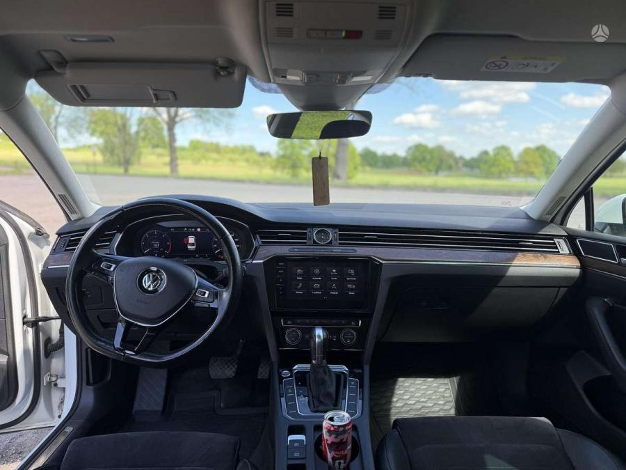 Balts Volkswagen Passat 2019 Kauņa, ar dzinēja tilpumu 1.97 L un nobraukumu 211 tūkst. km par 13300 €, foto 9 vietnē AUTOMOTO.COM.LV