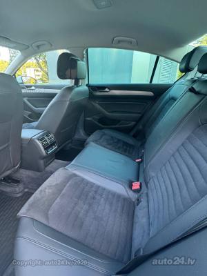 White Volkswagen Passat 2019 in Tallinn, with an engine capacity of 2.00 L and mileage of 152 thousand km for 17500 €, photo 7 on AUTOMOTO.COM.LV