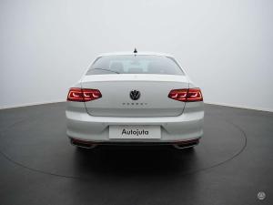 White Volkswagen Passat 2020 in Vilnius, with an engine capacity of 1.50 L and mileage of 88 thousand km for 18800 €, photo 5 on AUTOMOTO.COM.LV