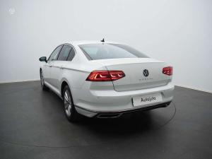 White Volkswagen Passat 2020 in Vilnius, with an engine capacity of 1.50 L and mileage of 88 thousand km for 18800 €, photo 6 on AUTOMOTO.COM.LV