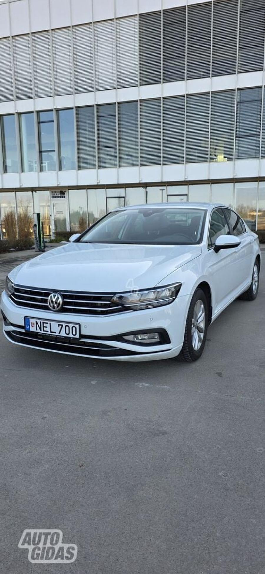 Balts Volkswagen Passat 2020 Viļņa, ar dzinēja tilpumu 1.50 L un nobraukumu 104 tūkst. km par 17200 €, foto 1 vietnē AUTOMOTO.COM.LV