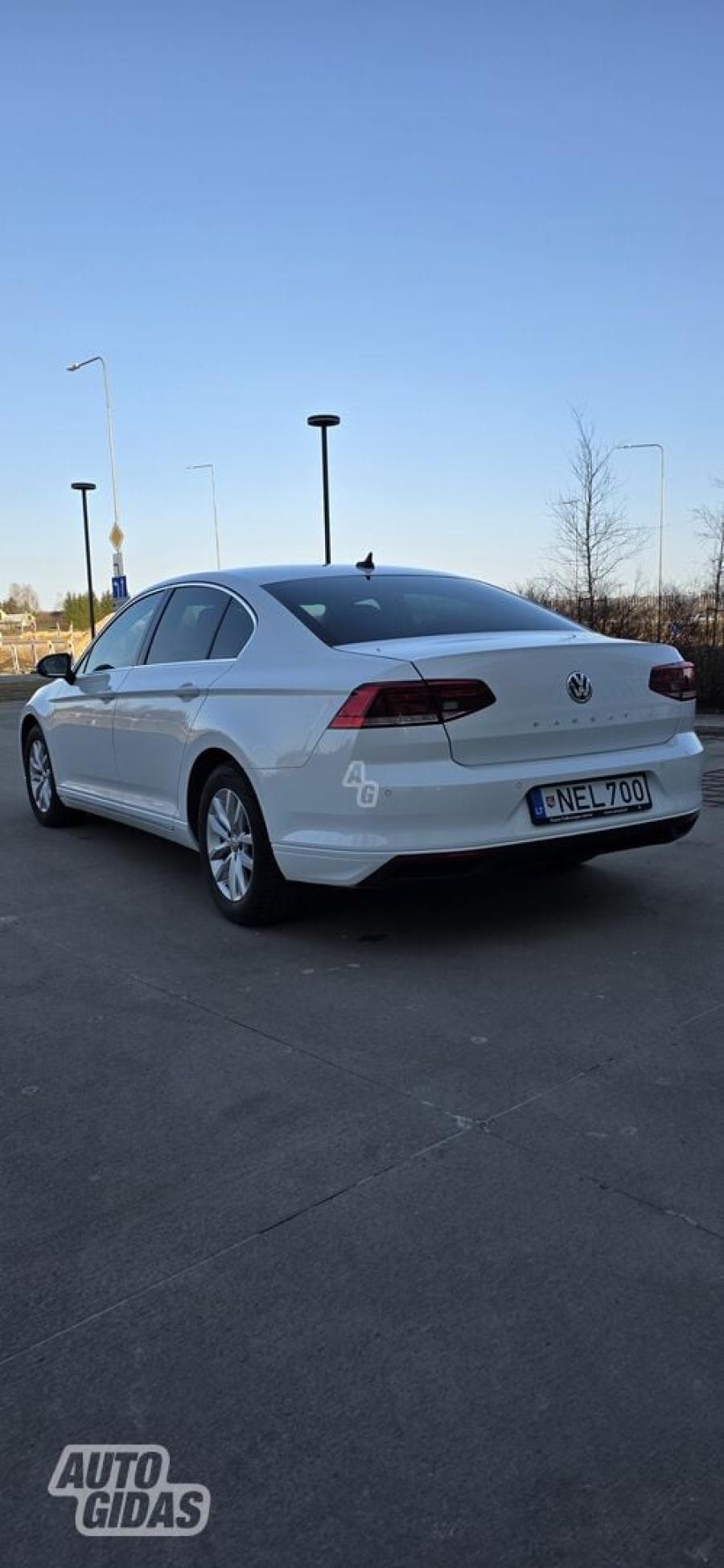Balts Volkswagen Passat 2020 Viļņa, ar dzinēja tilpumu 1.50 L un nobraukumu 104 tūkst. km par 17200 €, foto 6 vietnē AUTOMOTO.COM.LV