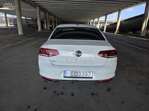 White Volkswagen Passat 2020 in Kaunas, with an engine capacity of 1.40 L and mileage of 62 thousand km for 21750 €, photo 9 on AUTOMOTO.COM.LV