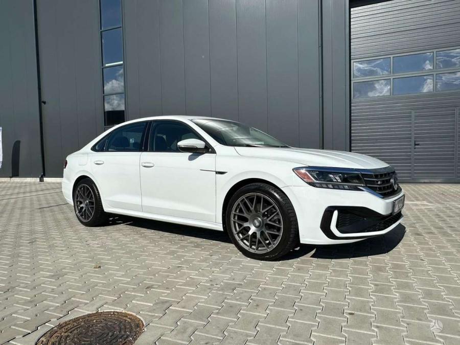 Balts Volkswagen Passat 2020 Klaipėda, ar dzinēja tilpumu 2.00 L un nobraukumu 80 tūkst. km par 14000 €, foto 3 vietnē AUTOMOTO.COM.LV