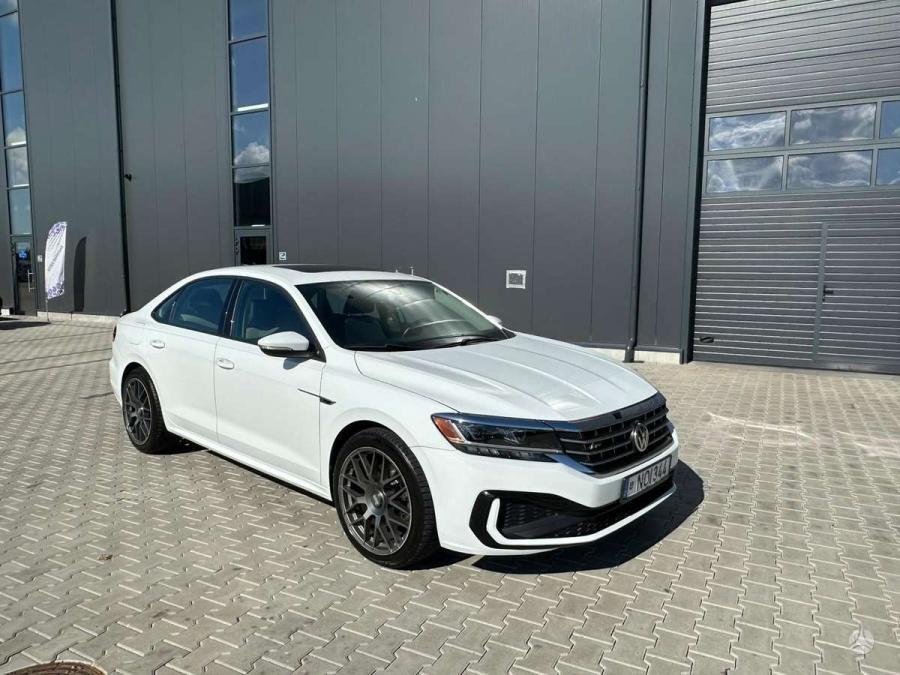 Balts Volkswagen Passat 2020 Klaipėda, ar dzinēja tilpumu 2.00 L un nobraukumu 80 tūkst. km par 14000 €, foto 4 vietnē AUTOMOTO.COM.LV