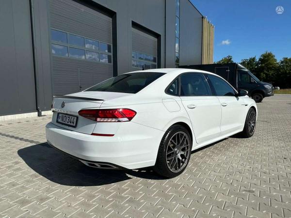 Balts Volkswagen Passat 2020 Klaipėda, ar dzinēja tilpumu 2.00 L un nobraukumu 80 tūkst. km par 14000 €, foto 6 vietnē AUTOMOTO.COM.LV