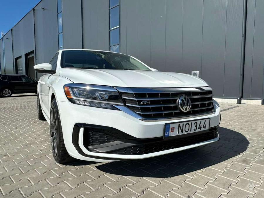 Balts Volkswagen Passat 2020 Klaipėda, ar dzinēja tilpumu 2.00 L un nobraukumu 80 tūkst. km par 14000 €, foto 12 vietnē AUTOMOTO.COM.LV