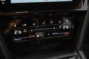 Balts Volkswagen Passat 2021 Viļņa, ar dzinēja tilpumu 1.50 L un nobraukumu 84 tūkst. km par 21900 €, foto 16 vietnē AUTOMOTO.COM.LV