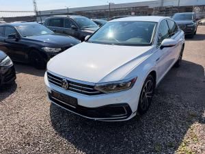 Balts Volkswagen Passat 2021 Kauņa, ar dzinēja tilpumu 1.40 L un nobraukumu 110 tūkst. km par 17999 €, foto 4 vietnē AUTOMOTO.COM.LV